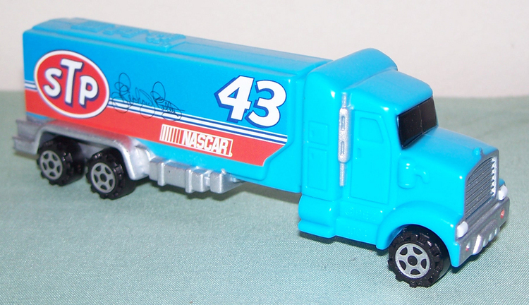 Richard Petty STP NASCAR Hauler Pez Truck Loose - $6.00 : Pez ...